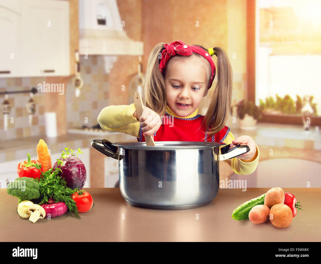 Cooking funny hi-res stock photography and images - Alamy