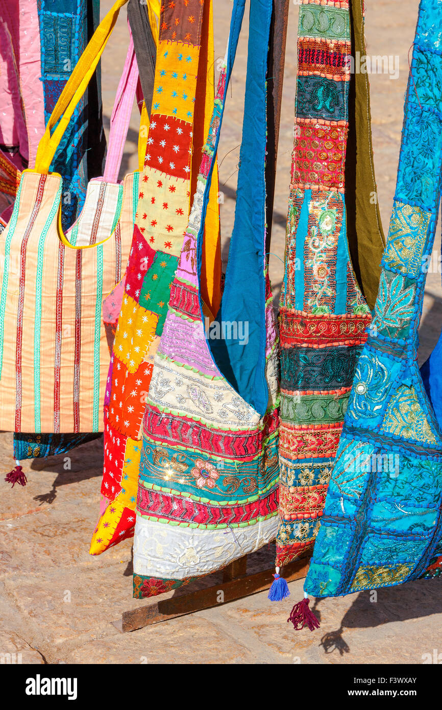 Market handicrafts india hi-res stock photography and images - Alamy