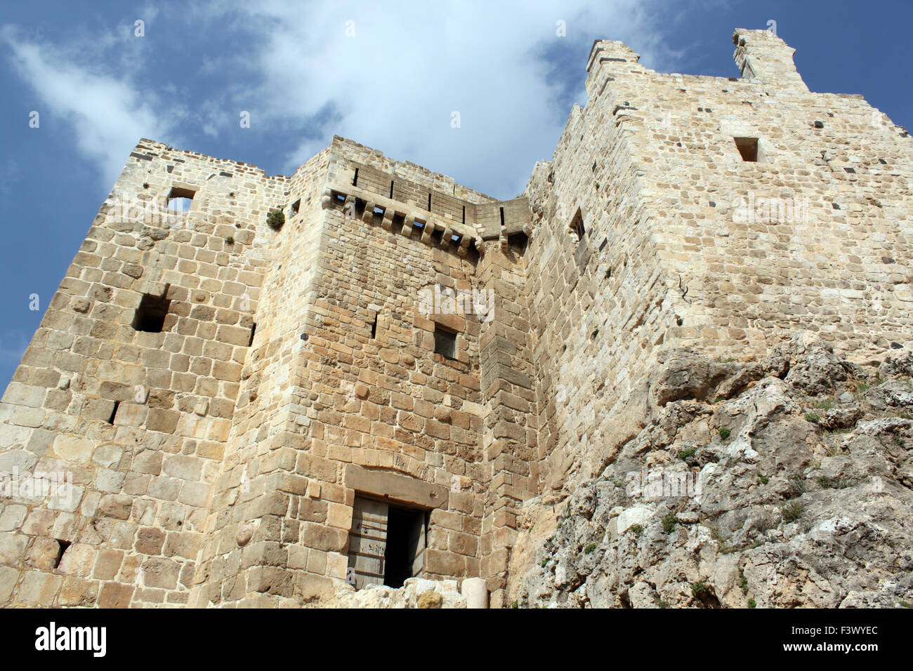 Masyaf castle hi-res stock photography and images - Alamy
