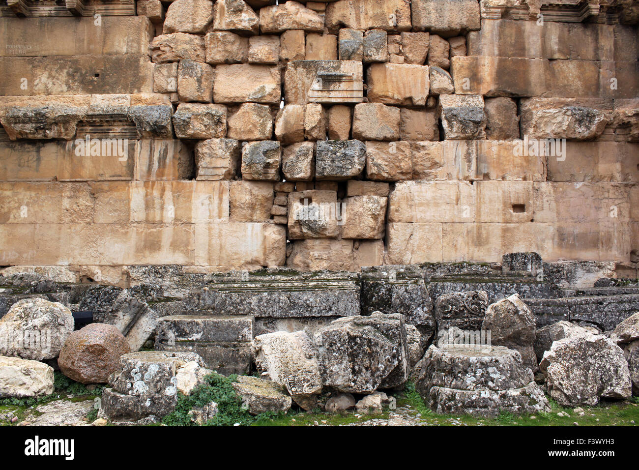 Middle eastern museum wall hi-res stock photography and images - Alamy