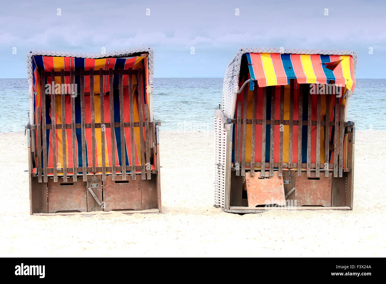 Beach chairs hi-res stock photography and images - Alamy