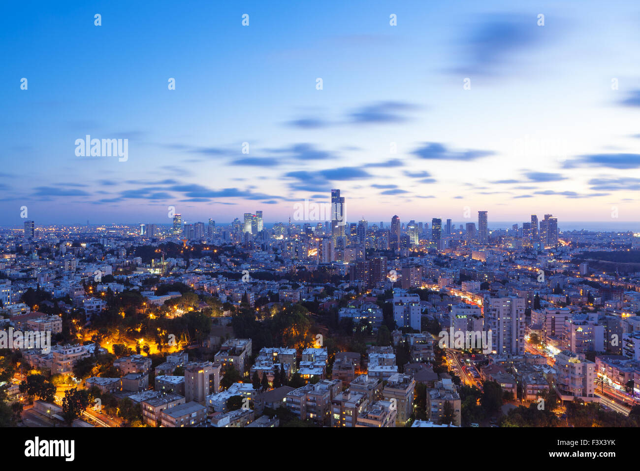 Middle east cityscape motion hi-res stock photography and images - Alamy
