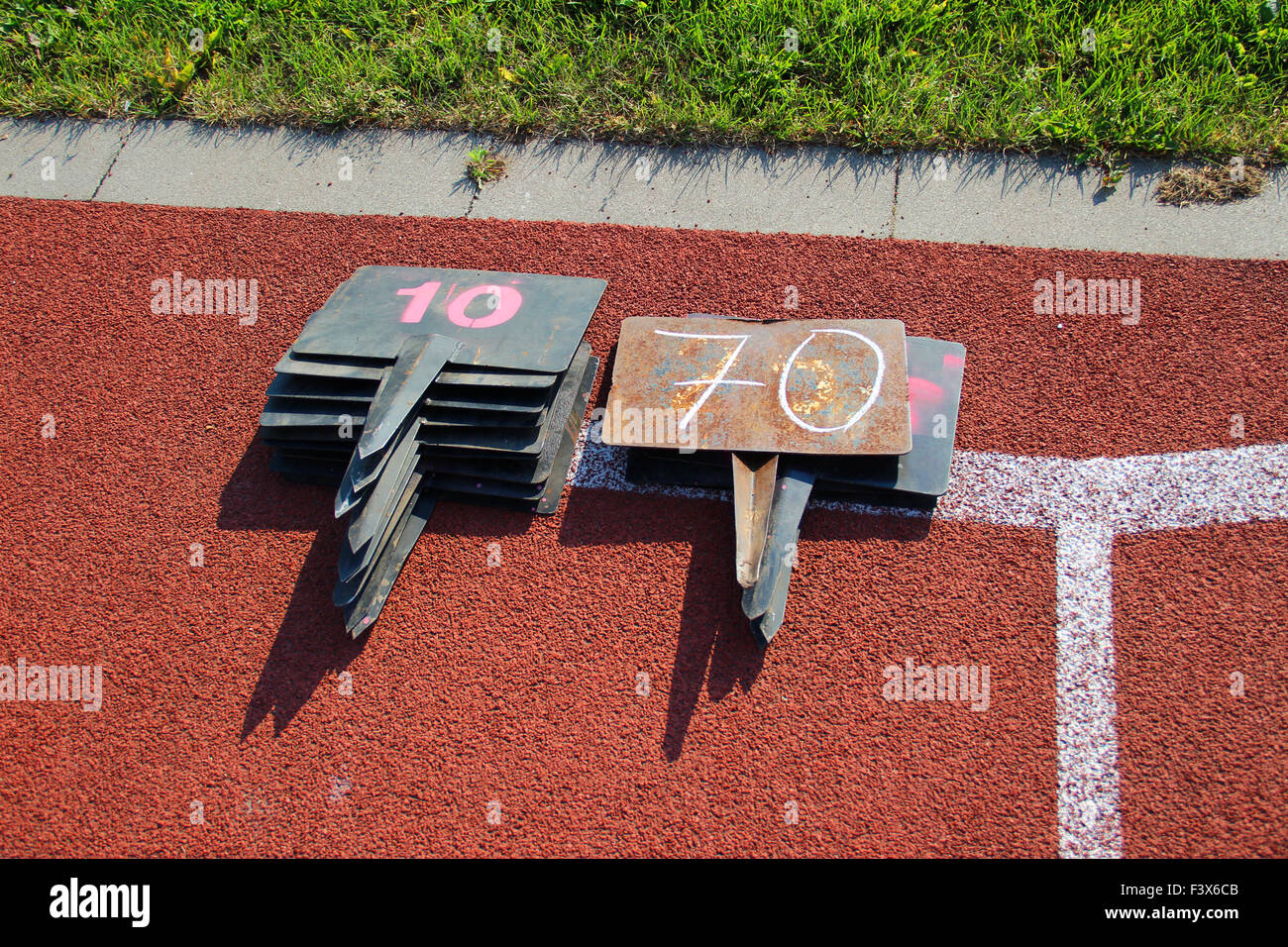 Zehn meter markierung hi-res stock photography and images - Alamy