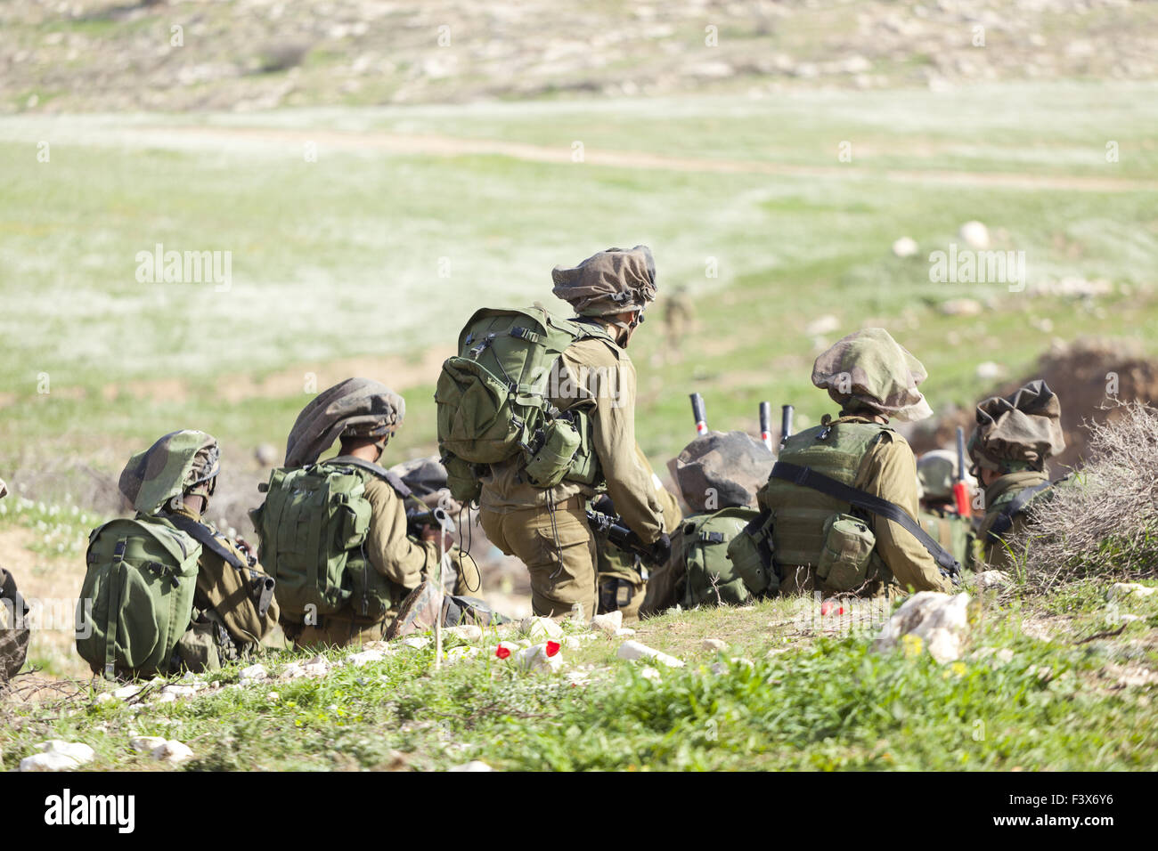 Israeli soldier training Stock Photo - Alamy