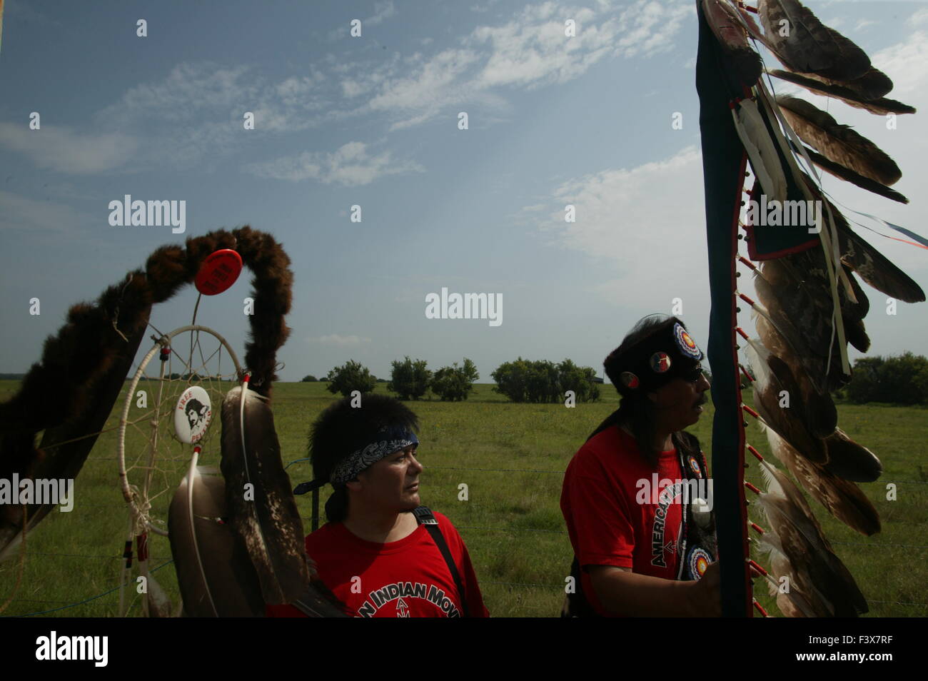 American indian movement protests hi-res stock photography and images ...