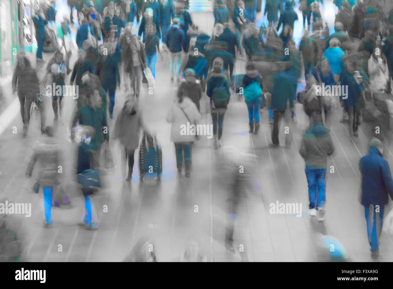 Hustle and bustle of city life hi-res stock photography and images - Alamy