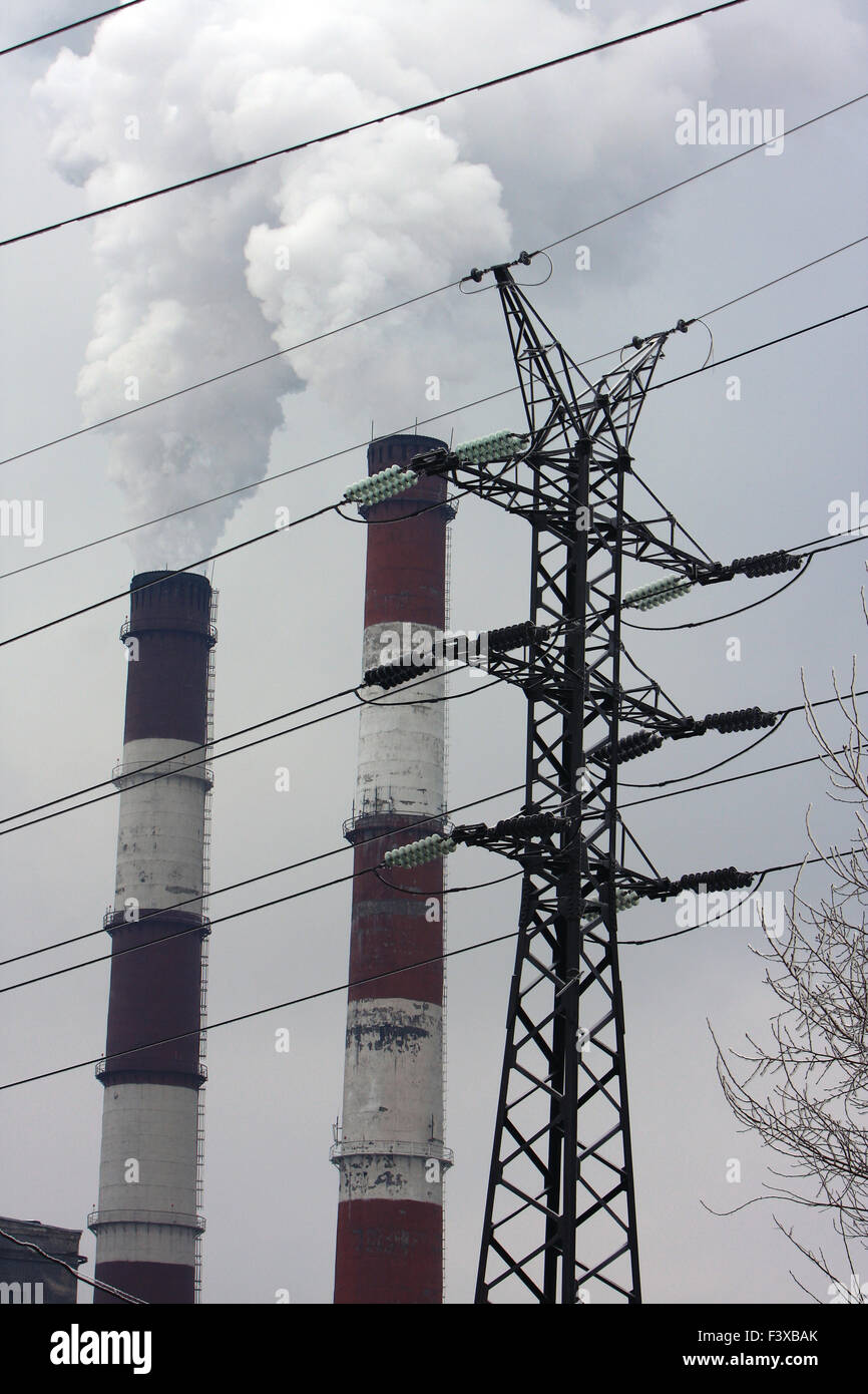 Pipe with smoke Stock Photo - Alamy