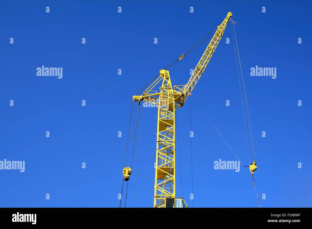 Crane wallpaper hi-res stock photography and images - Alamy