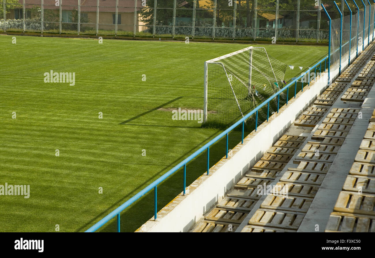 Empty stadium hi-res stock photography and images - Alamy