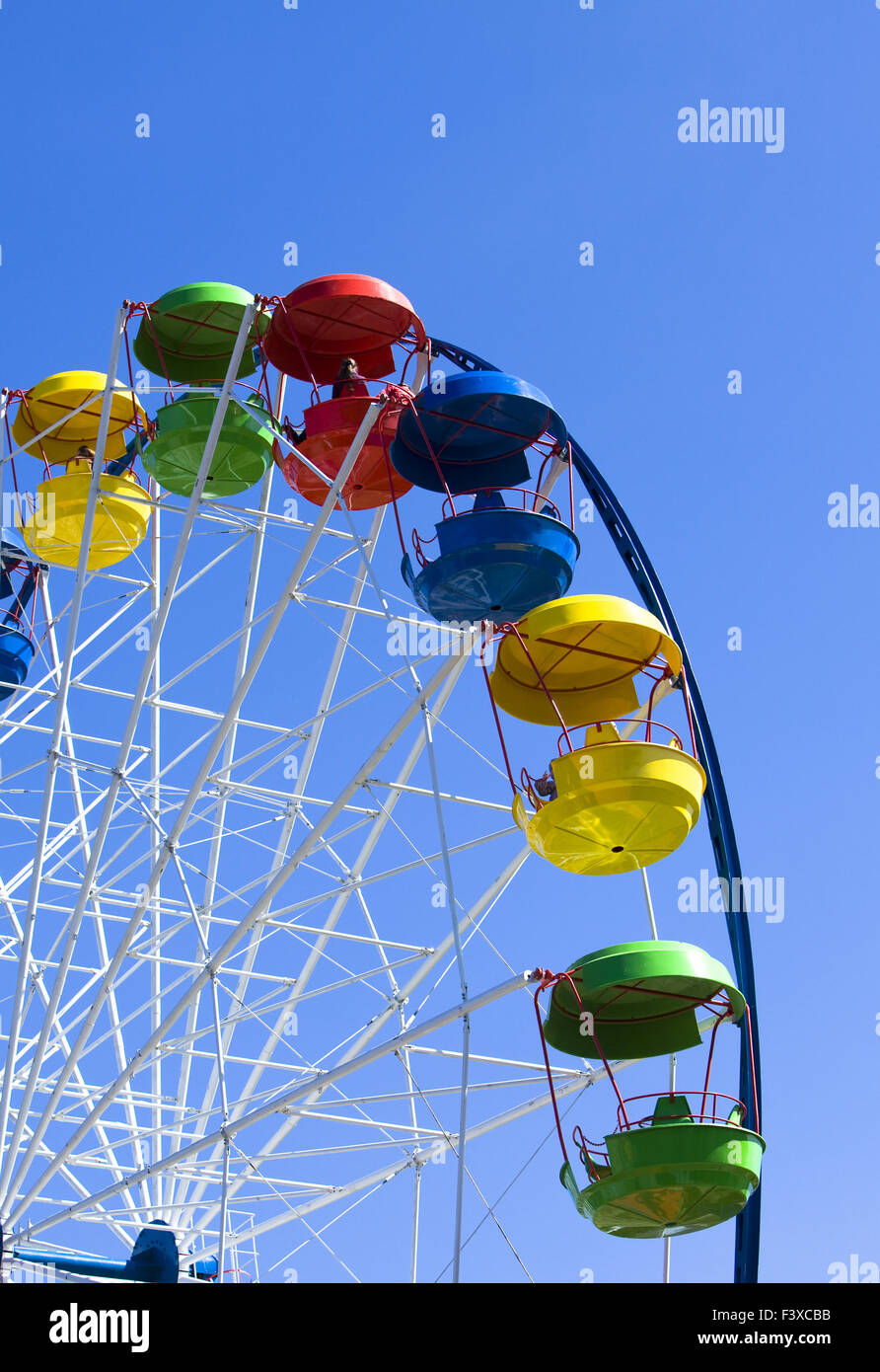 Empty Ferris wheel Stock Photo - Alamy