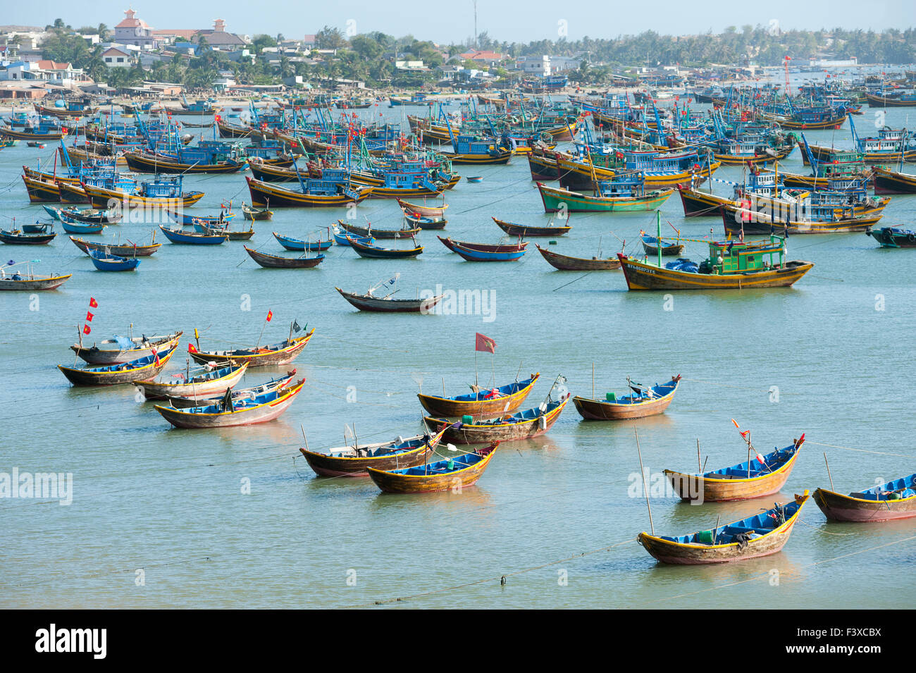 Busy fishing boat vietnam hi-res stock photography and images - Alamy