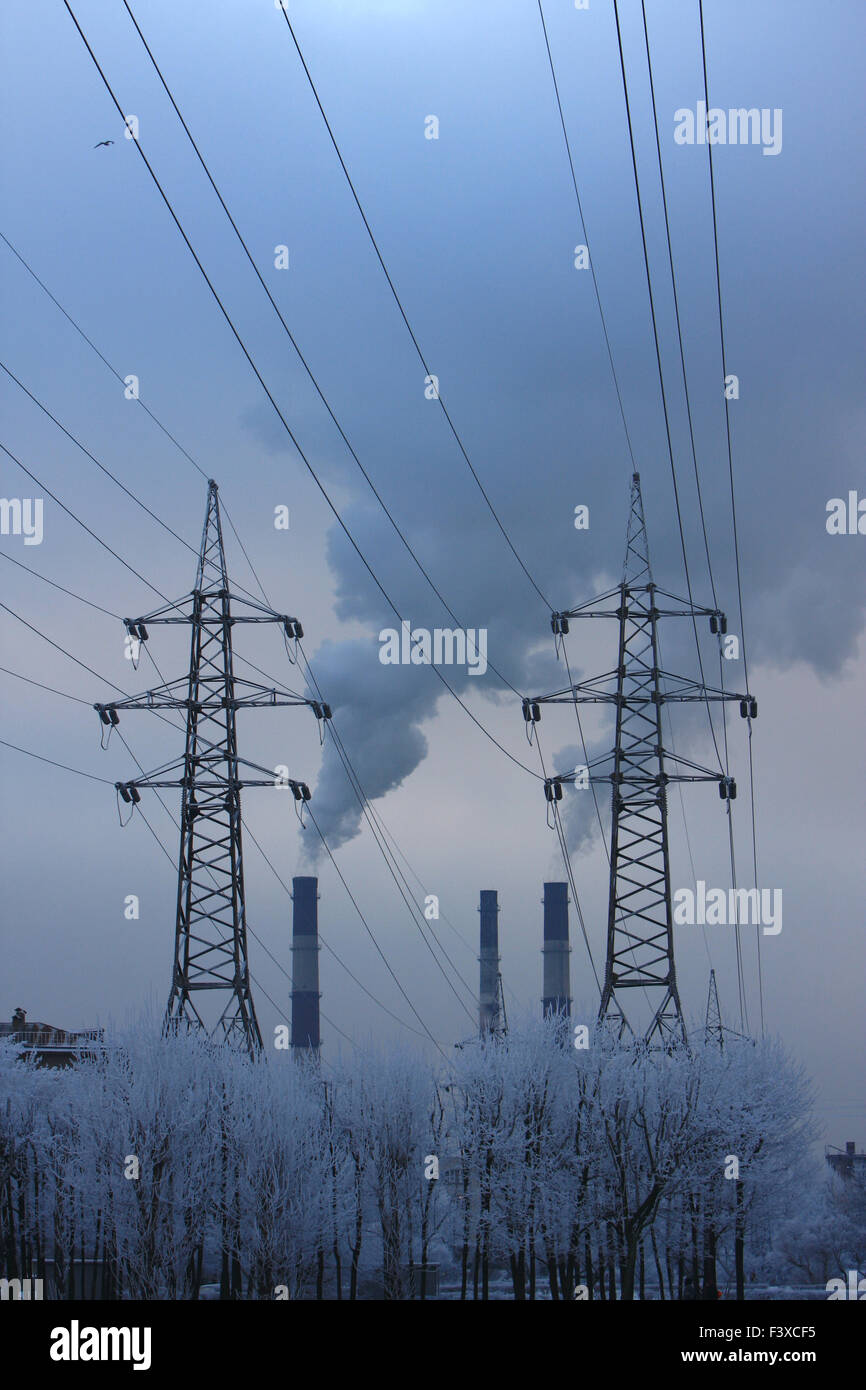 line of electricity transmission Stock Photo - Alamy