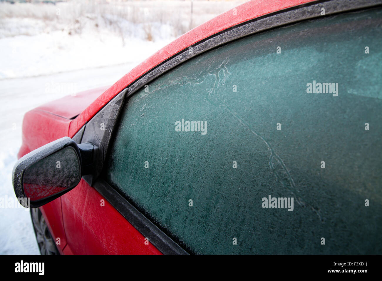 Frozen car window during winter morning Stock Photo - Alamy