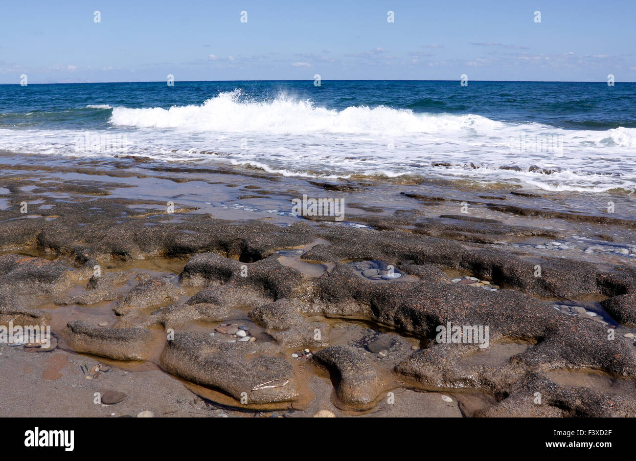 Shallows rock pools hi-res stock photography and images - Alamy