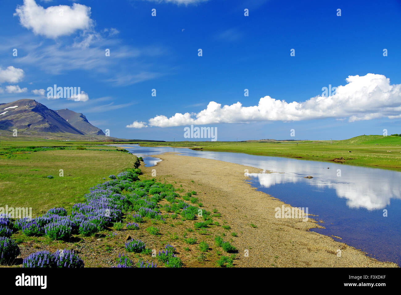 Clear summer hi-res stock photography and images - Alamy