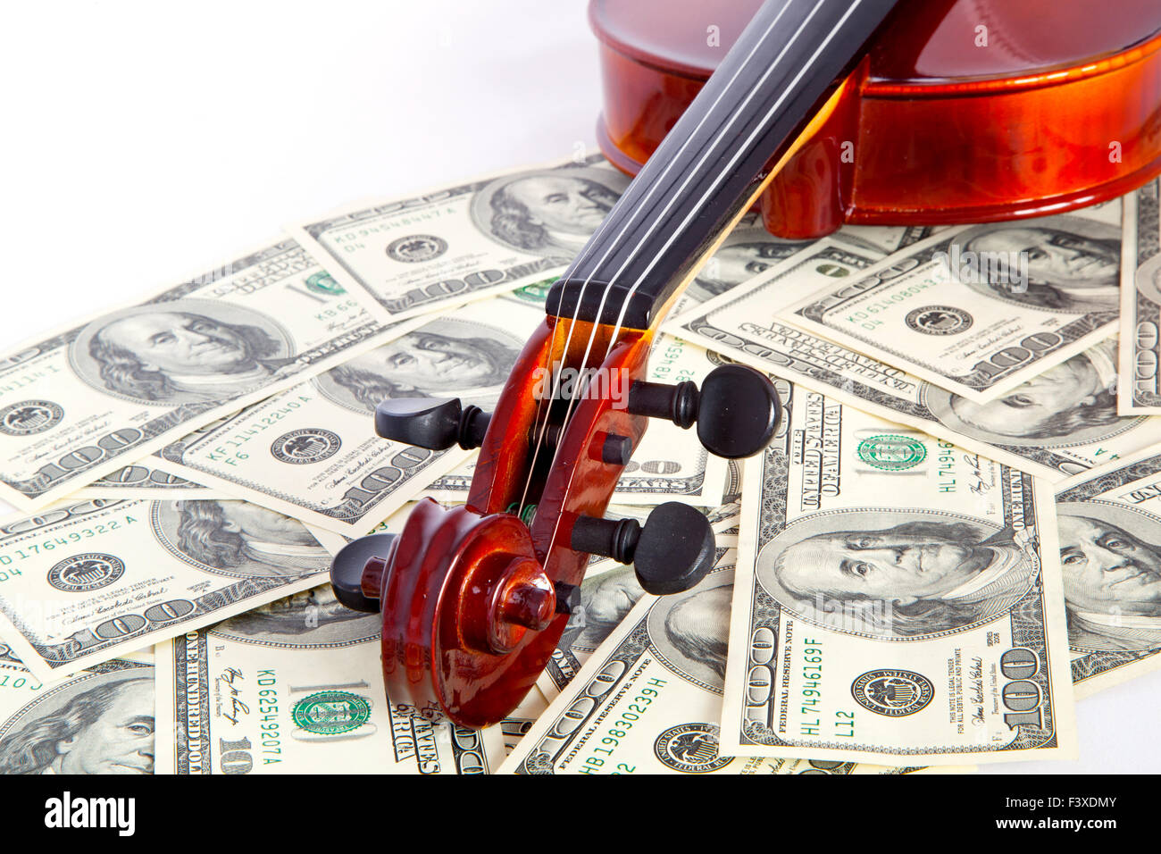 Violin sign hi-res stock photography and images - Alamy