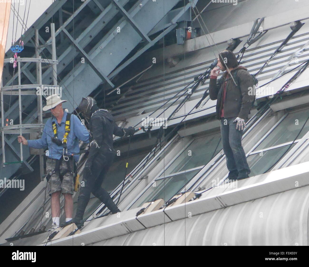 On the set of Captain America, Chadwick Boseman plays the Black Panther ...