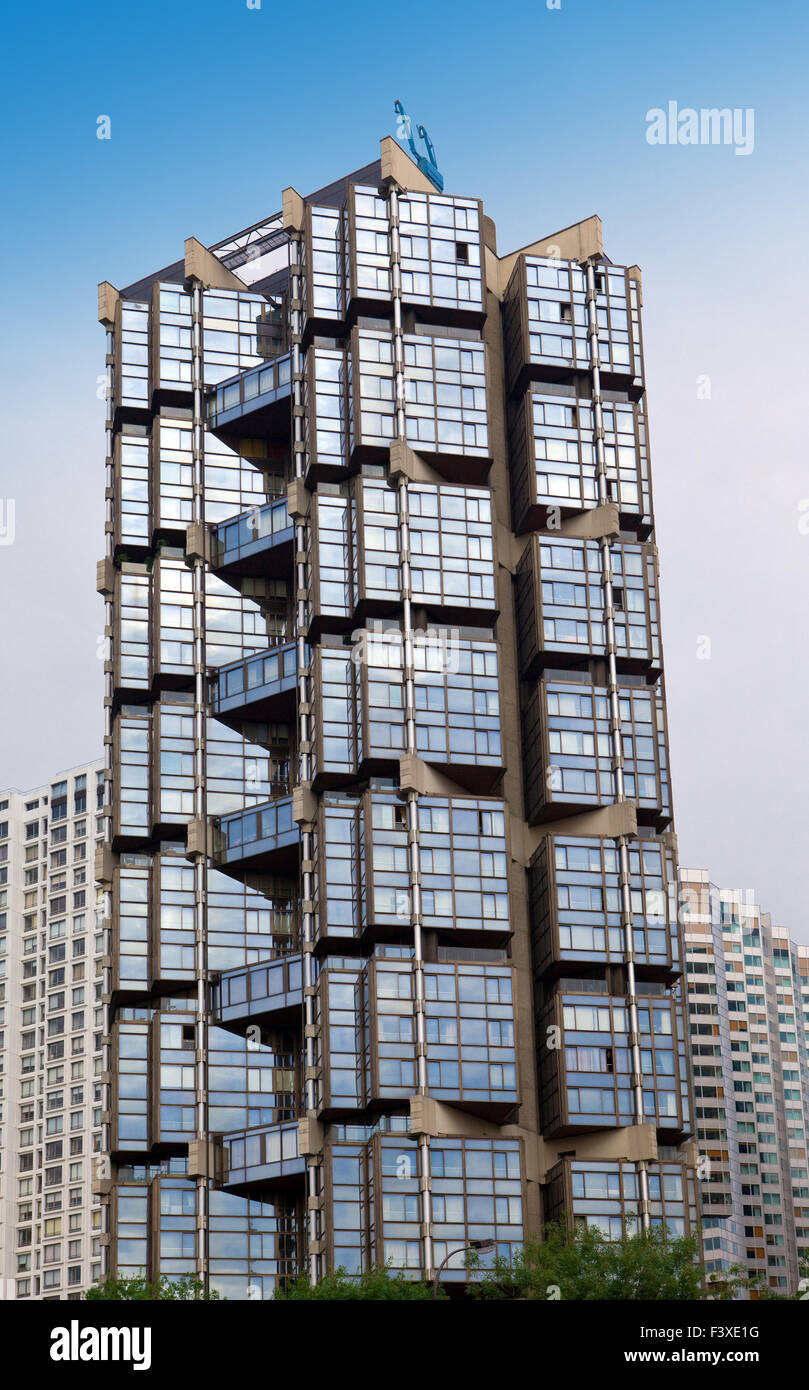 Paris. new buildings Stock Photo - Alamy