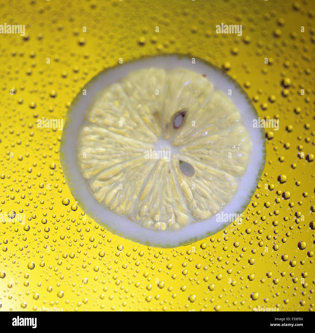 Lemon cross section pattern hi-res stock photography and images - Alamy