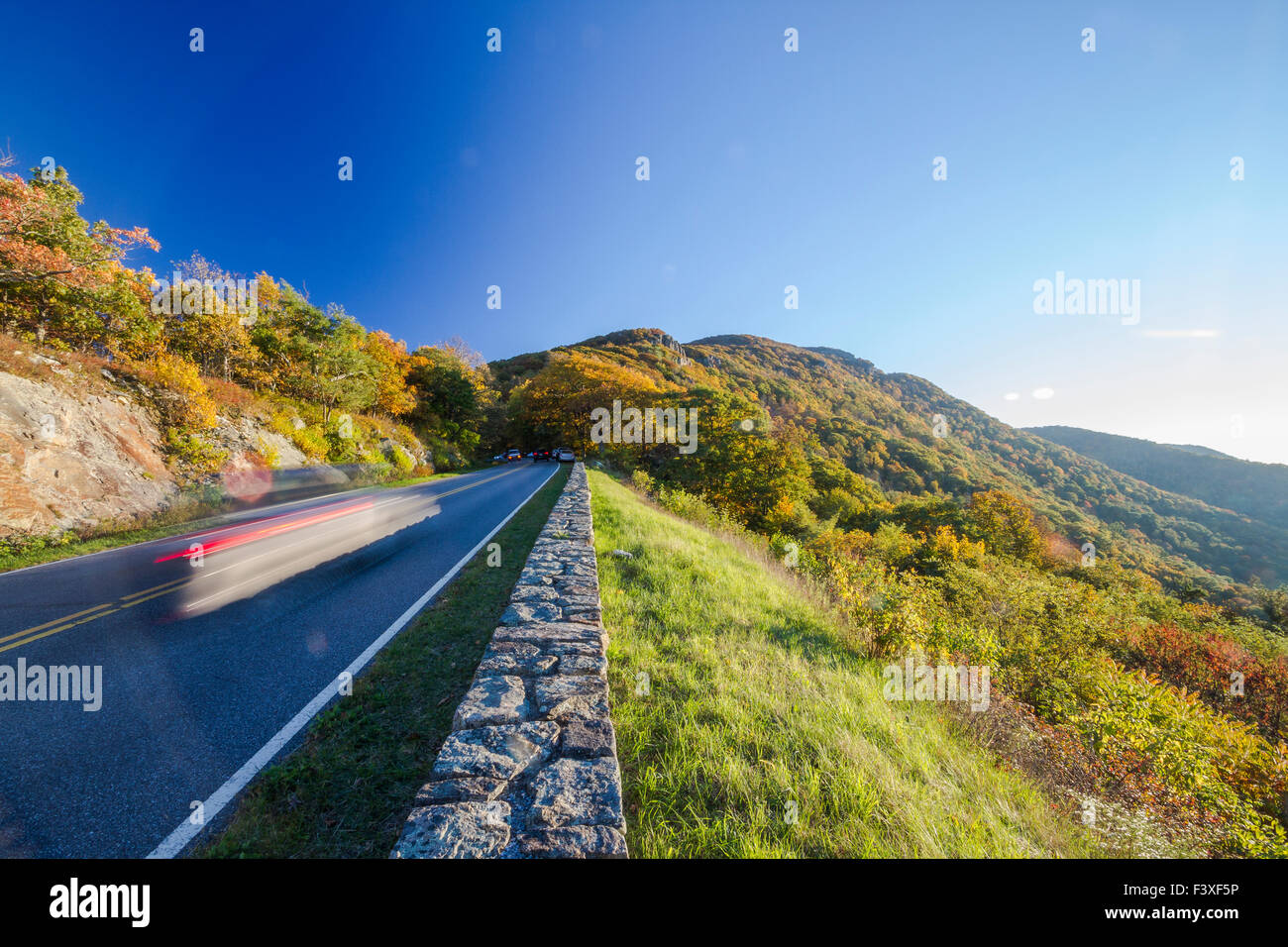 An evening car ride on Shenandoah's Skyline Drive Stock Photo - Alamy