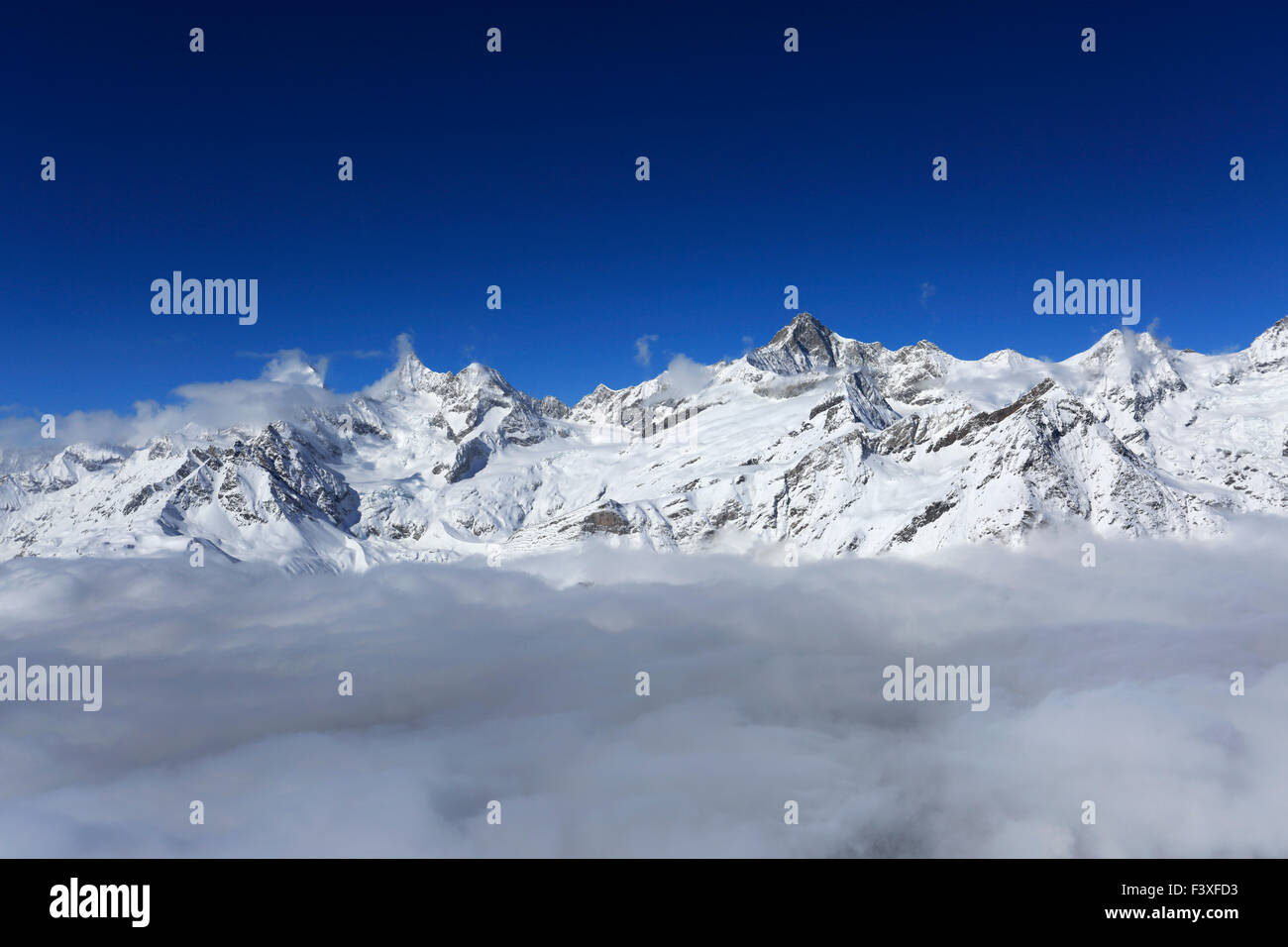 Winter snow, Swiss Alps mountain range, Zermatt ski resort, Valais ...