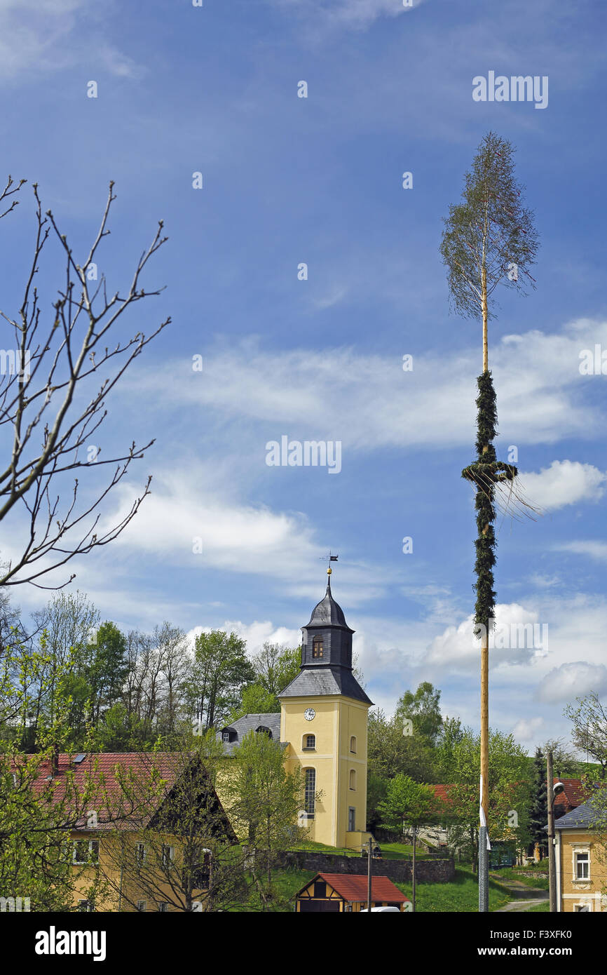 Maypole in a Thuringian village Stock Photo - Alamy