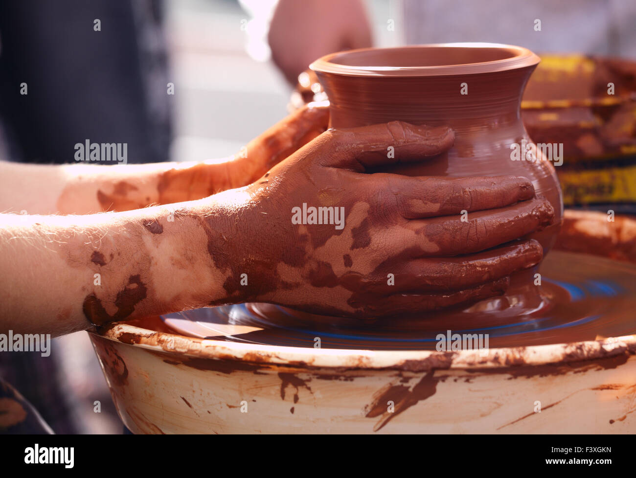 Potter making the pot in traditional style Stock Photo - Alamy
