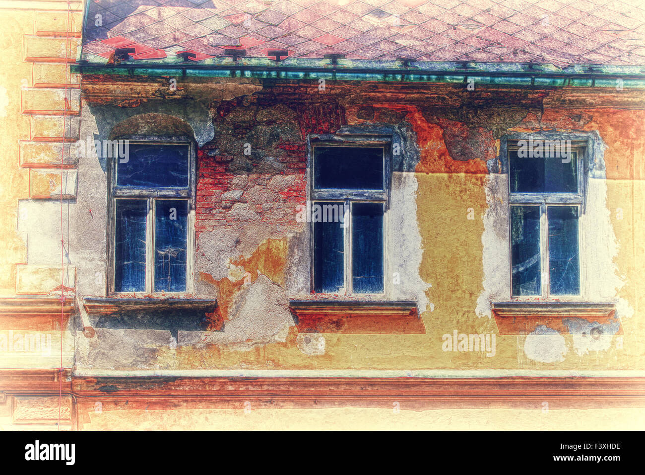 Old windows hi-res stock photography and images - Alamy