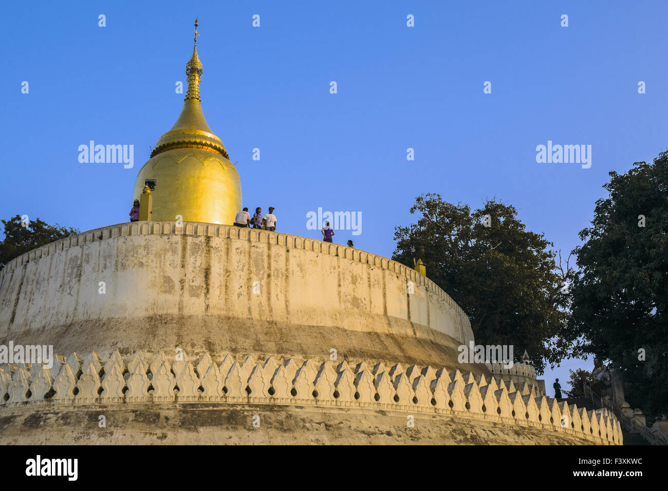 Pagode asian hi-res stock photography and images - Alamy