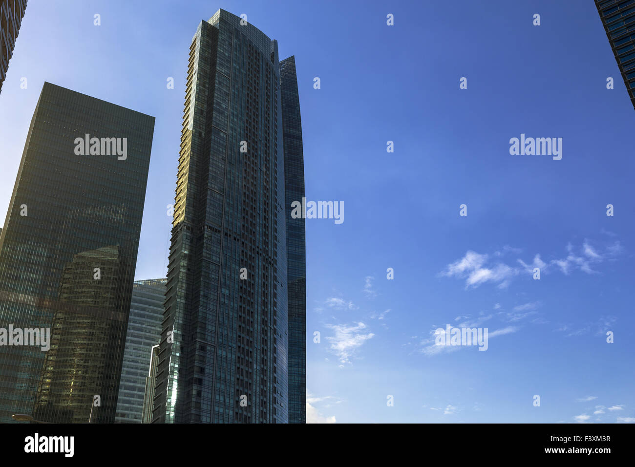High raise buildings hi-res stock photography and images - Alamy