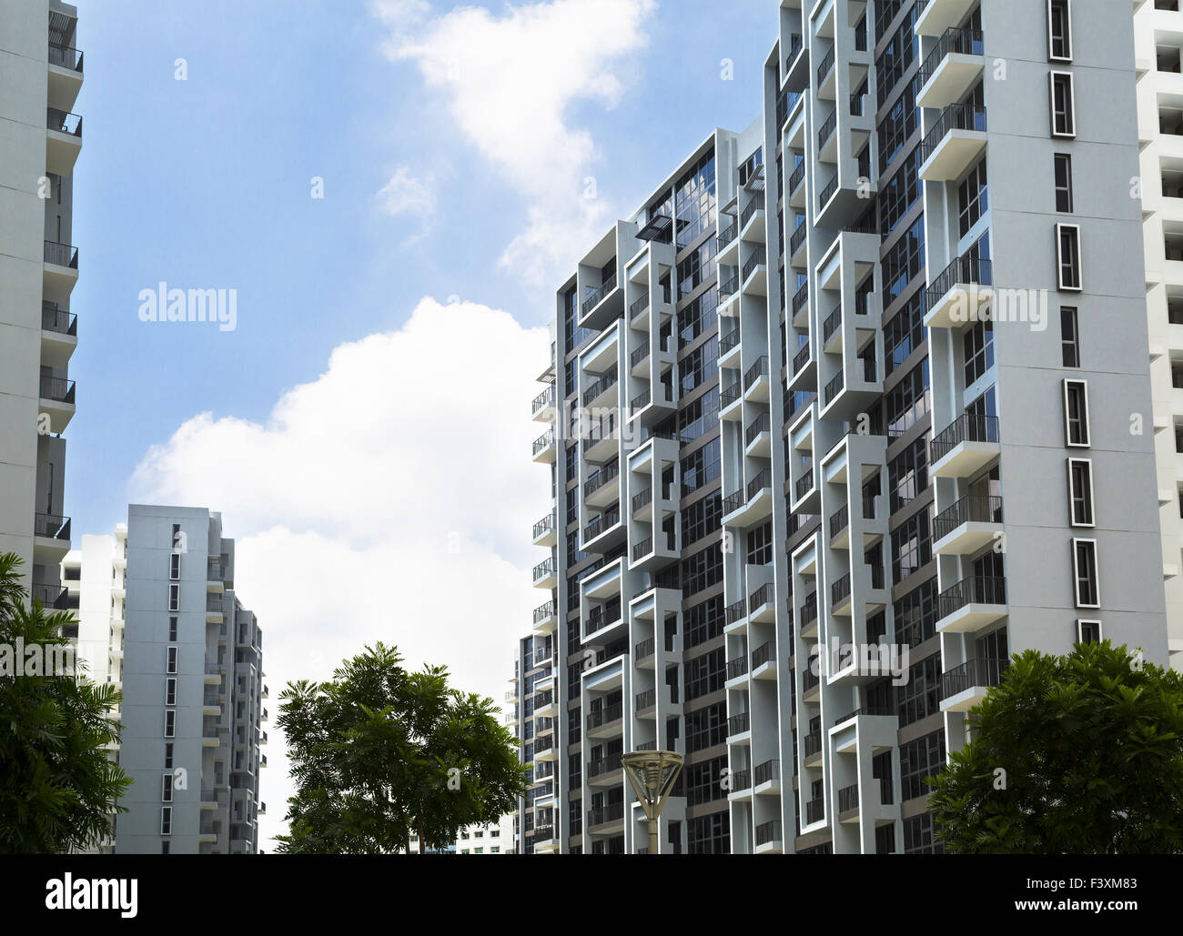 Estate structure hi-res stock photography and images - Alamy