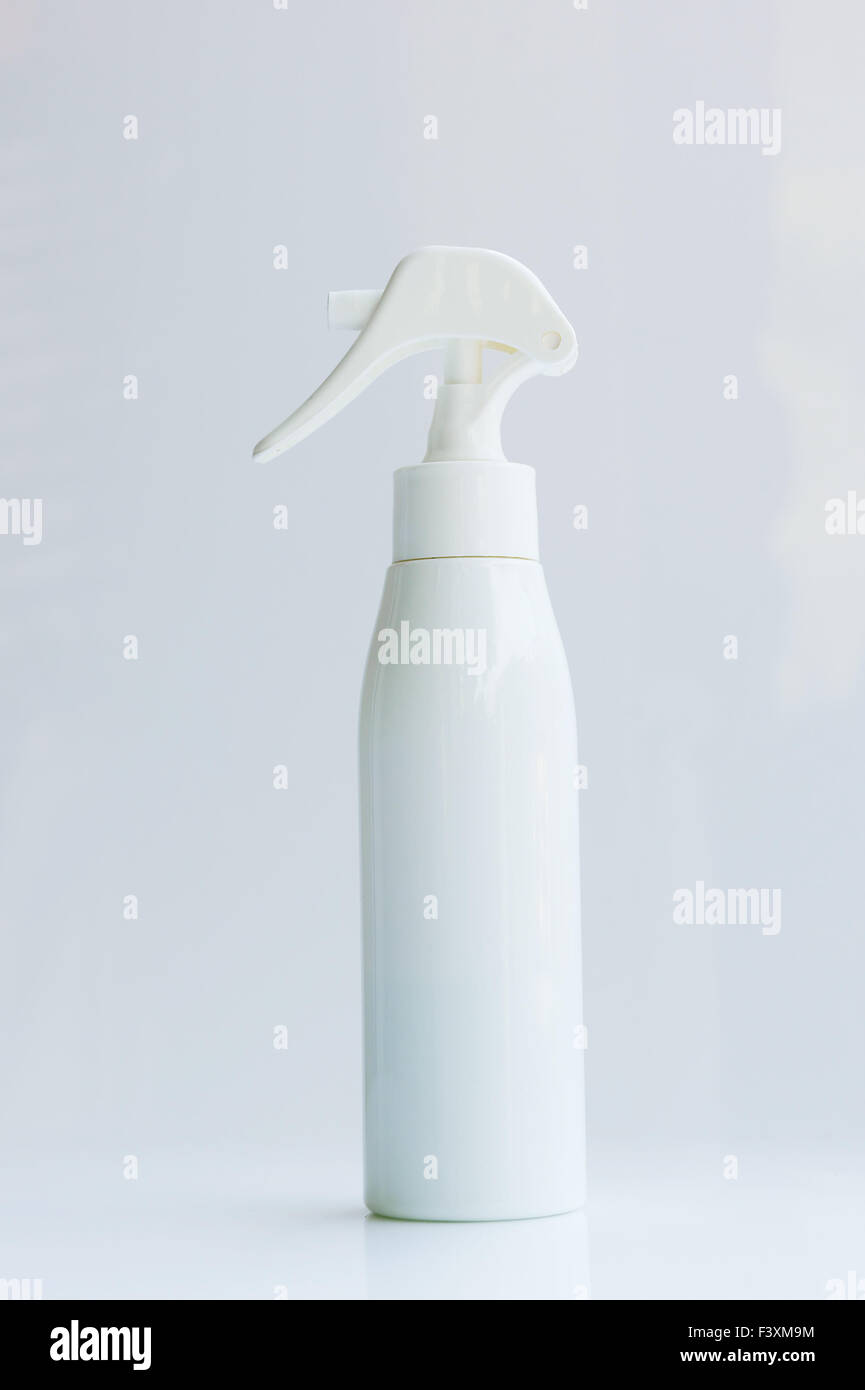 Spray can wash hi-res stock photography and images - Alamy