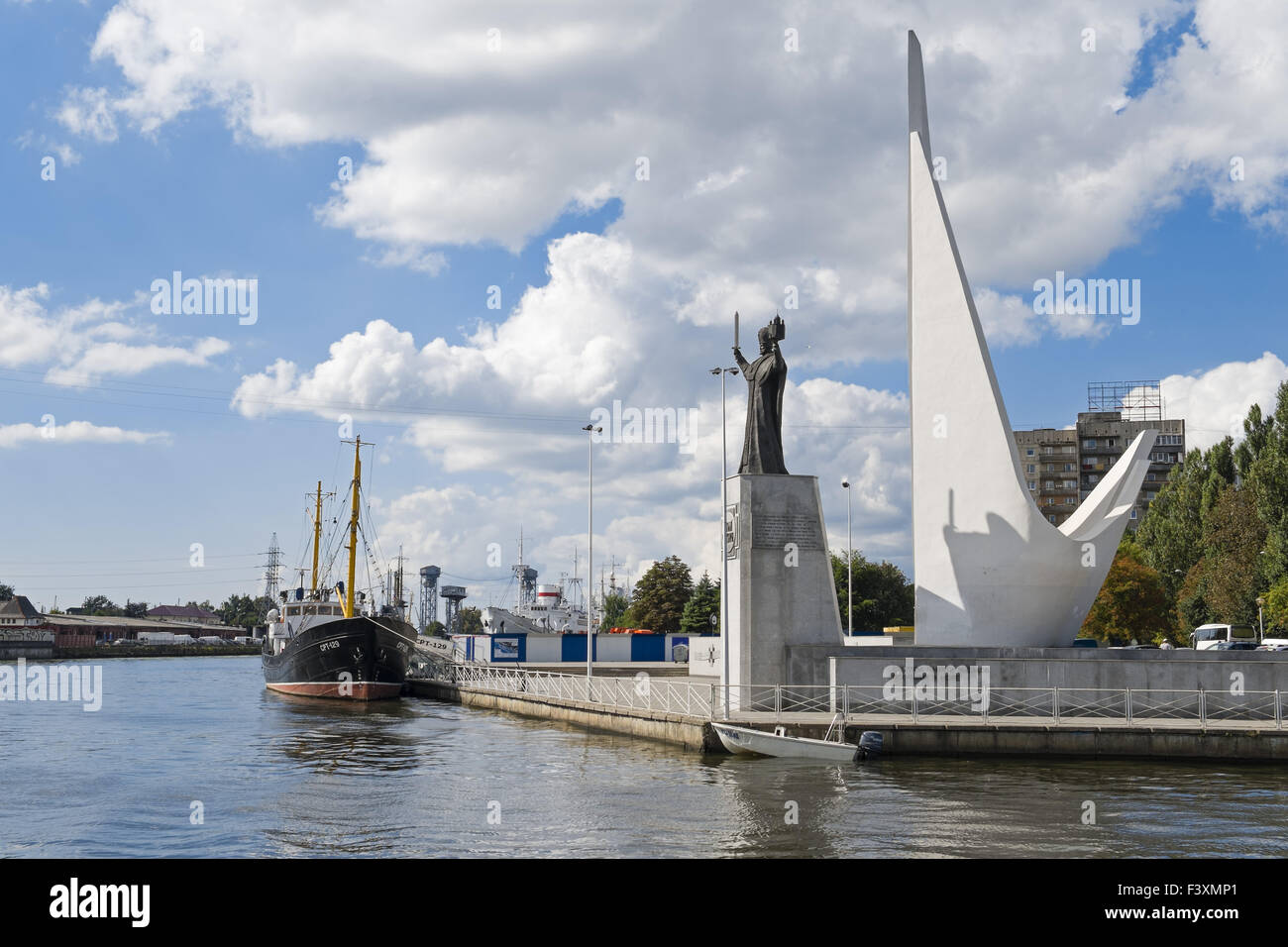 Statue of St. Nicholas the Wonderworker Stock Photo - Alamy