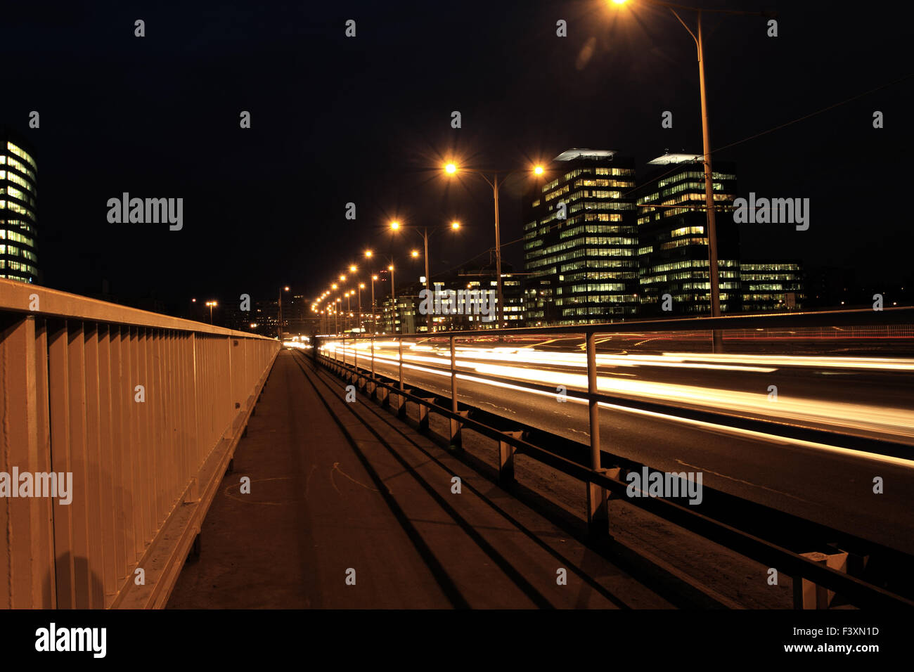 Fast moving cars hi-res stock photography and images - Alamy