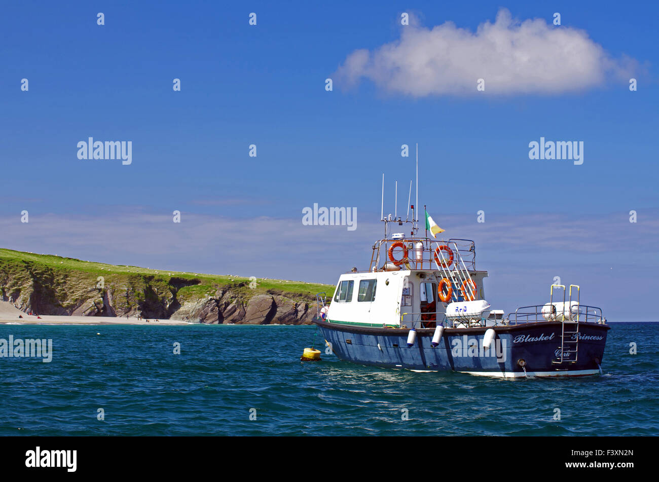Harbour off Blaskets Islands Stock Photo - Alamy