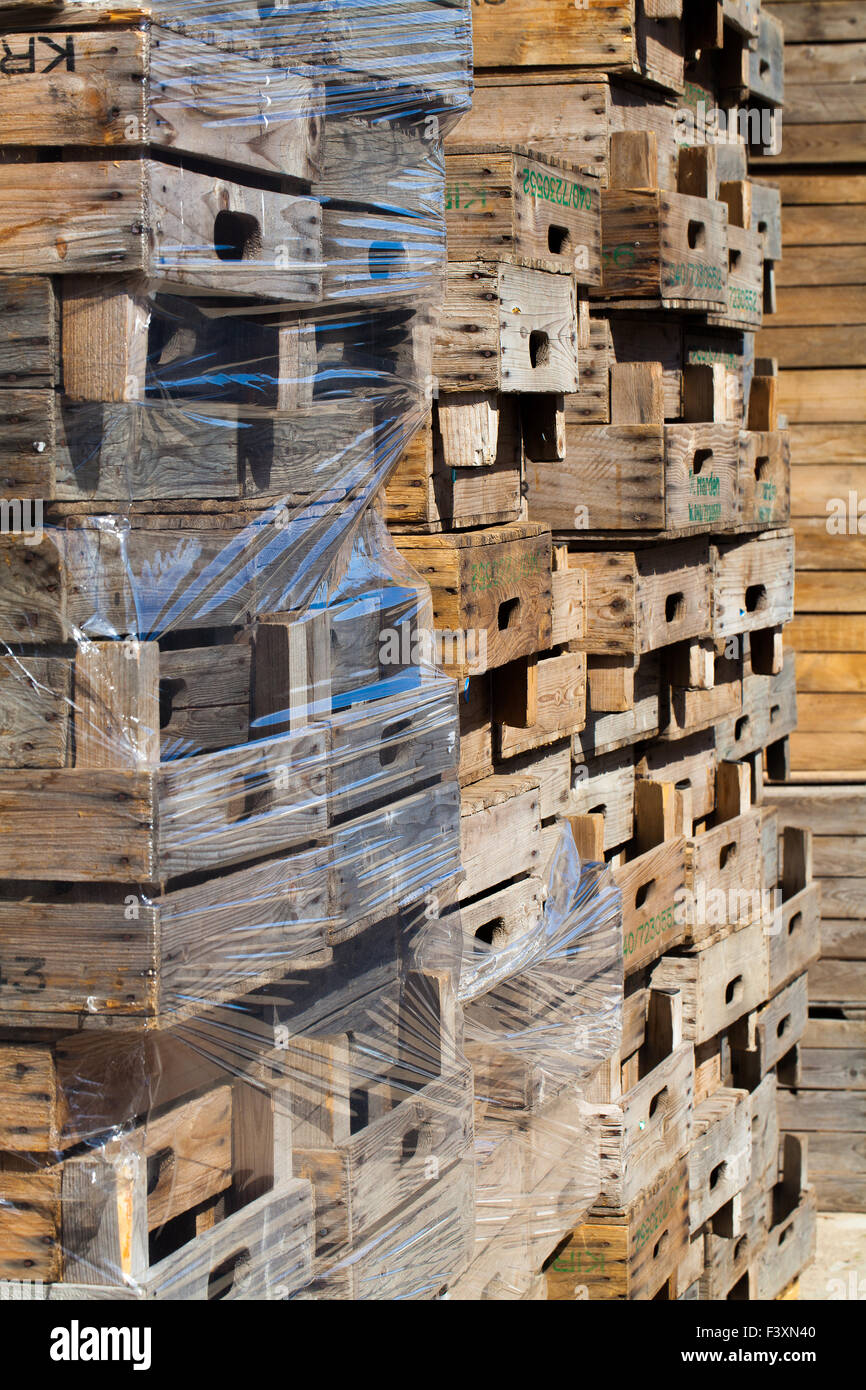 Stacked wooden crates hi-res stock photography and images - Alamy