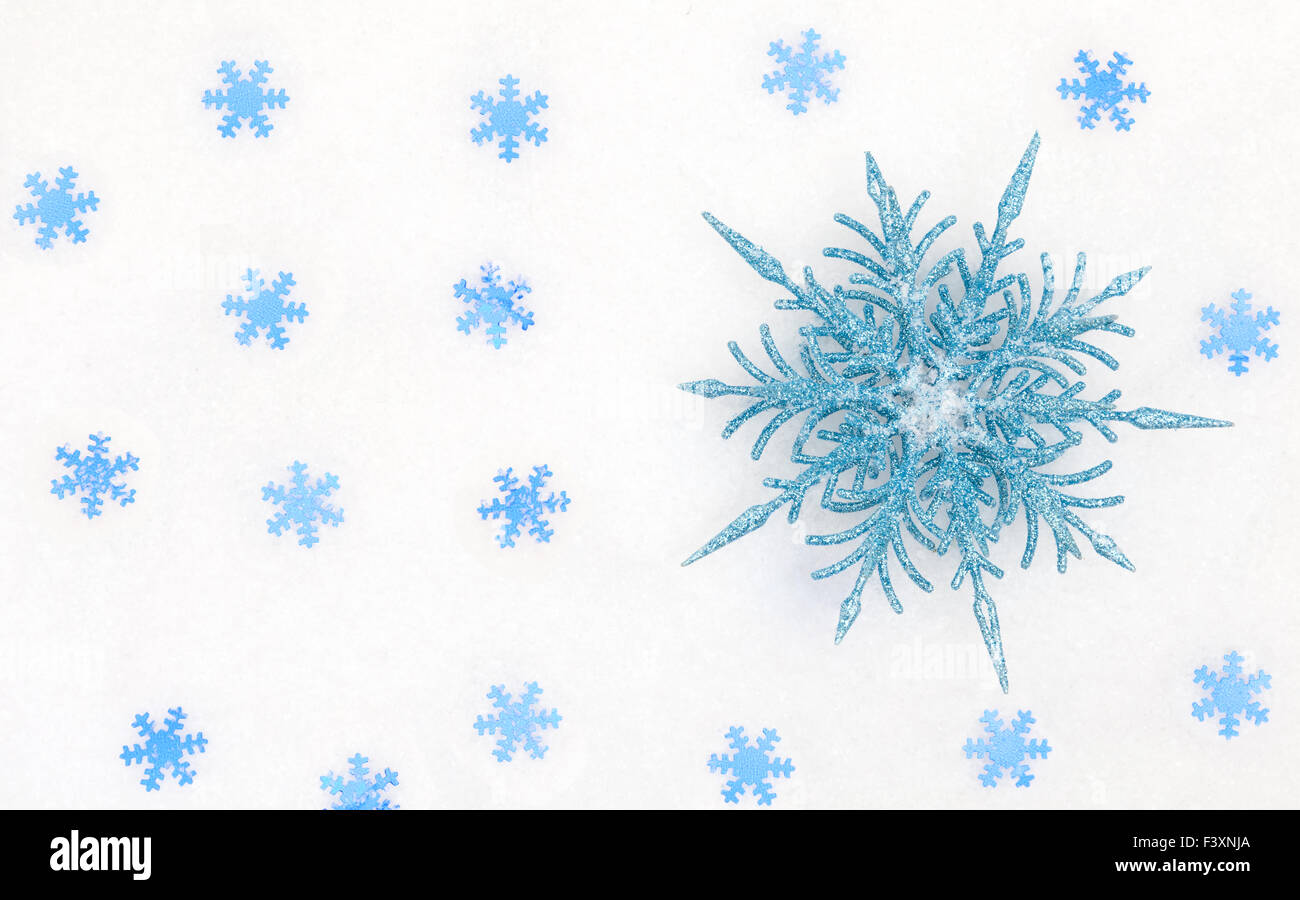 Blue snowflake hi-res stock photography and images - Alamy