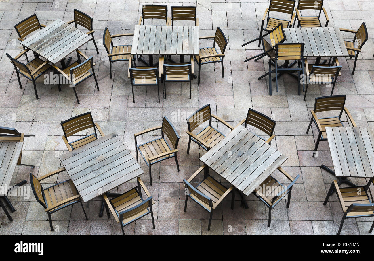 Outdoor restaurant decor hi-res stock photography and images - Alamy