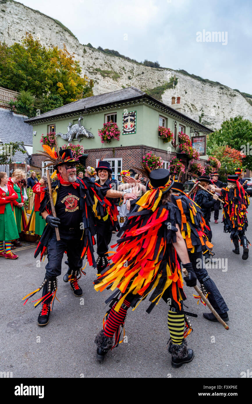 Black powder morris hi-res stock photography and images - Alamy