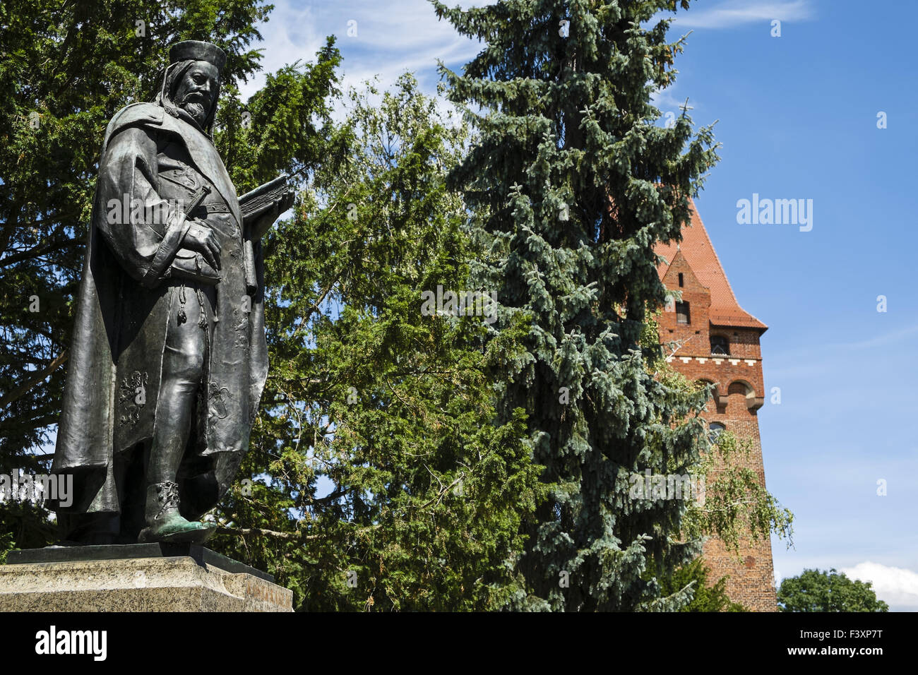 Statue Kaiser Karl IV. - Castle Tangermuende Stock Photo - Alamy