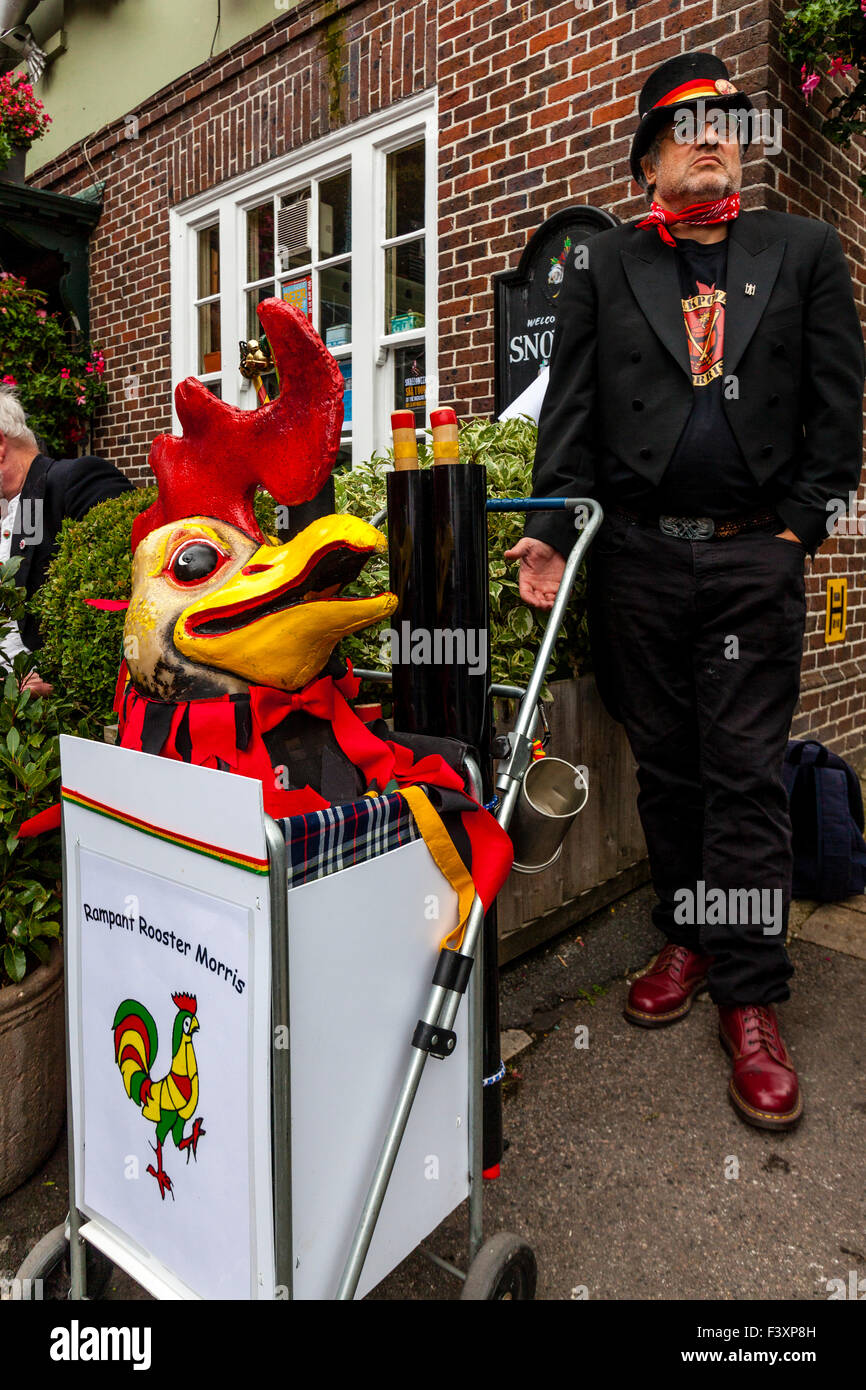A Morris Dancer Waits To Perform Outside The Snowdrop Pub In Lewes ...
