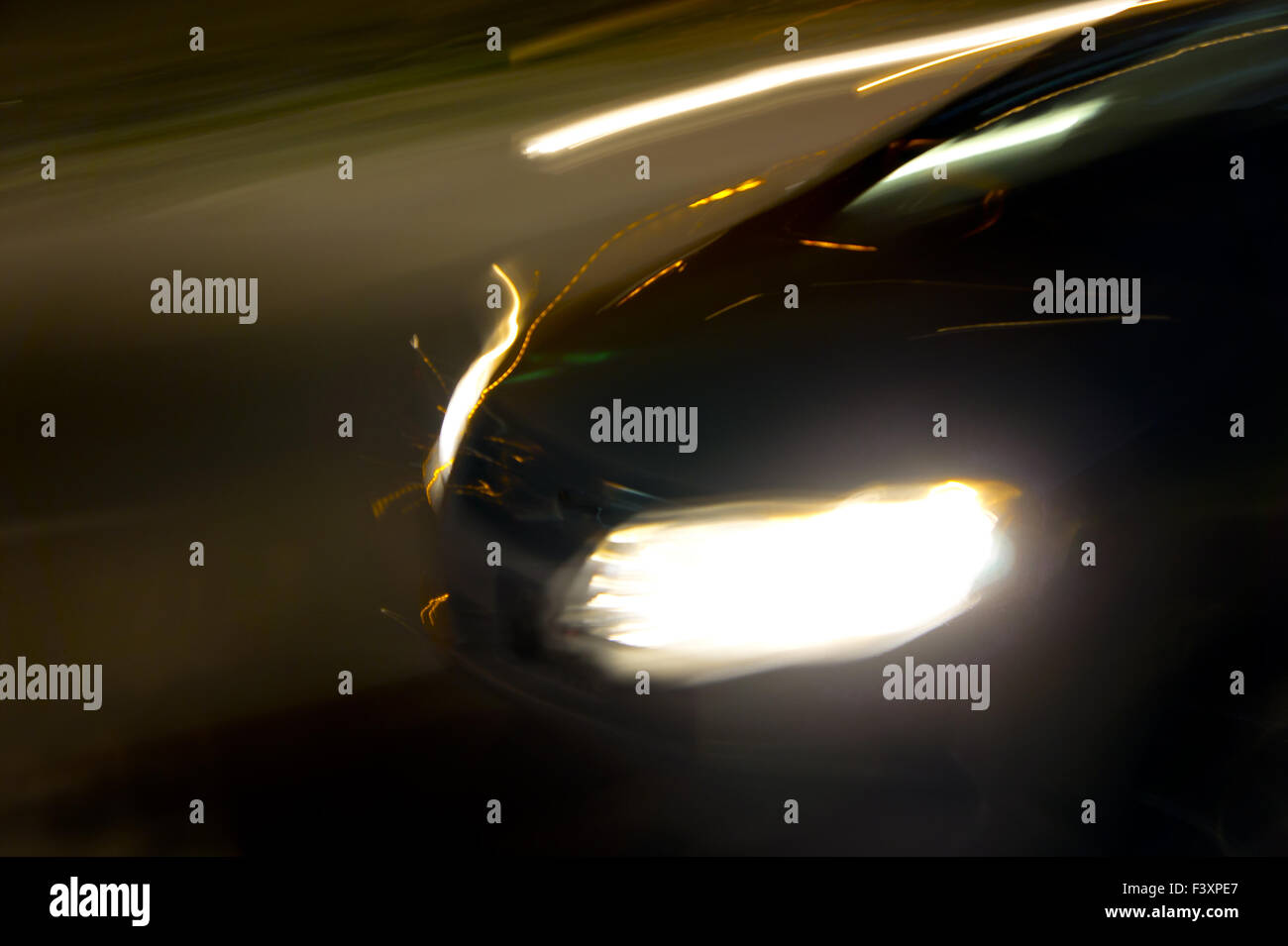 Speeding car hi-res stock photography and images - Alamy