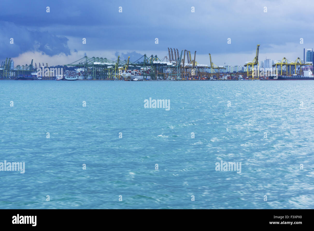 High sea port hi-res stock photography and images - Alamy