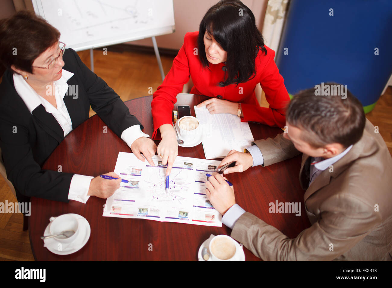 Team reunion hi-res stock photography and images - Alamy