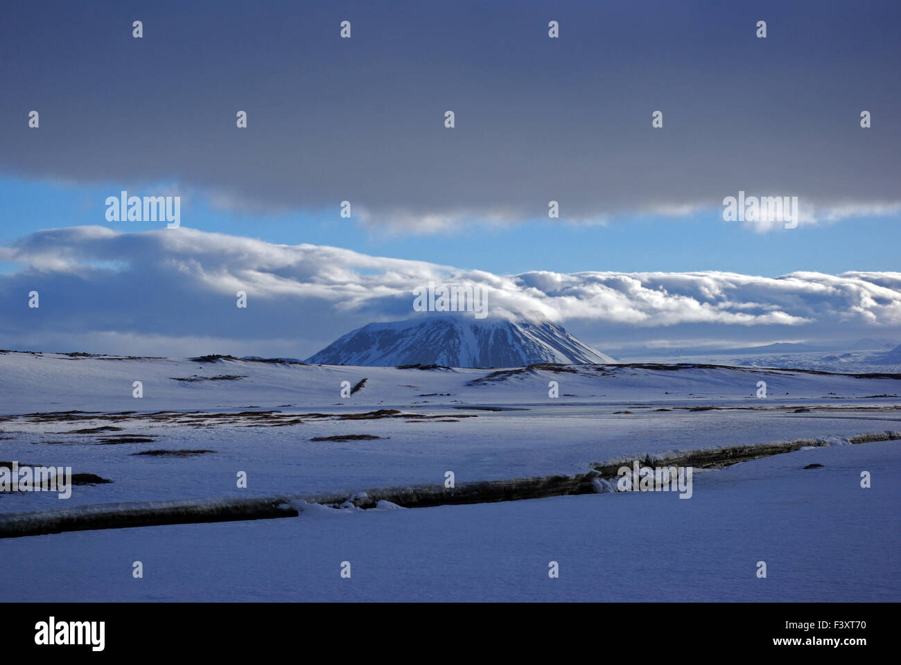 Wide landscape hi-res stock photography and images - Alamy