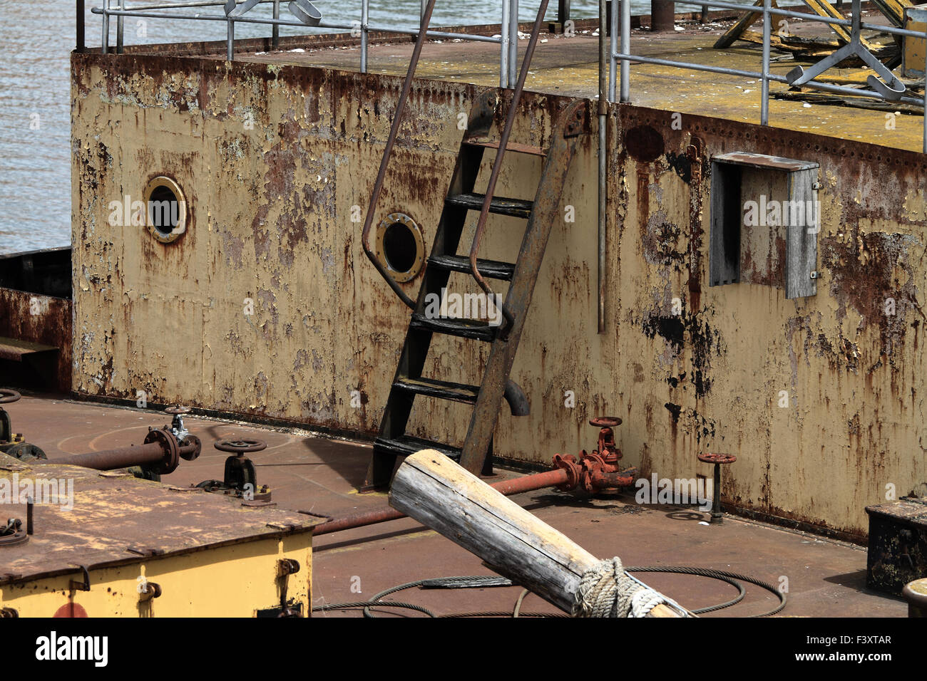 Old ship - close up Stock Photo - Alamy