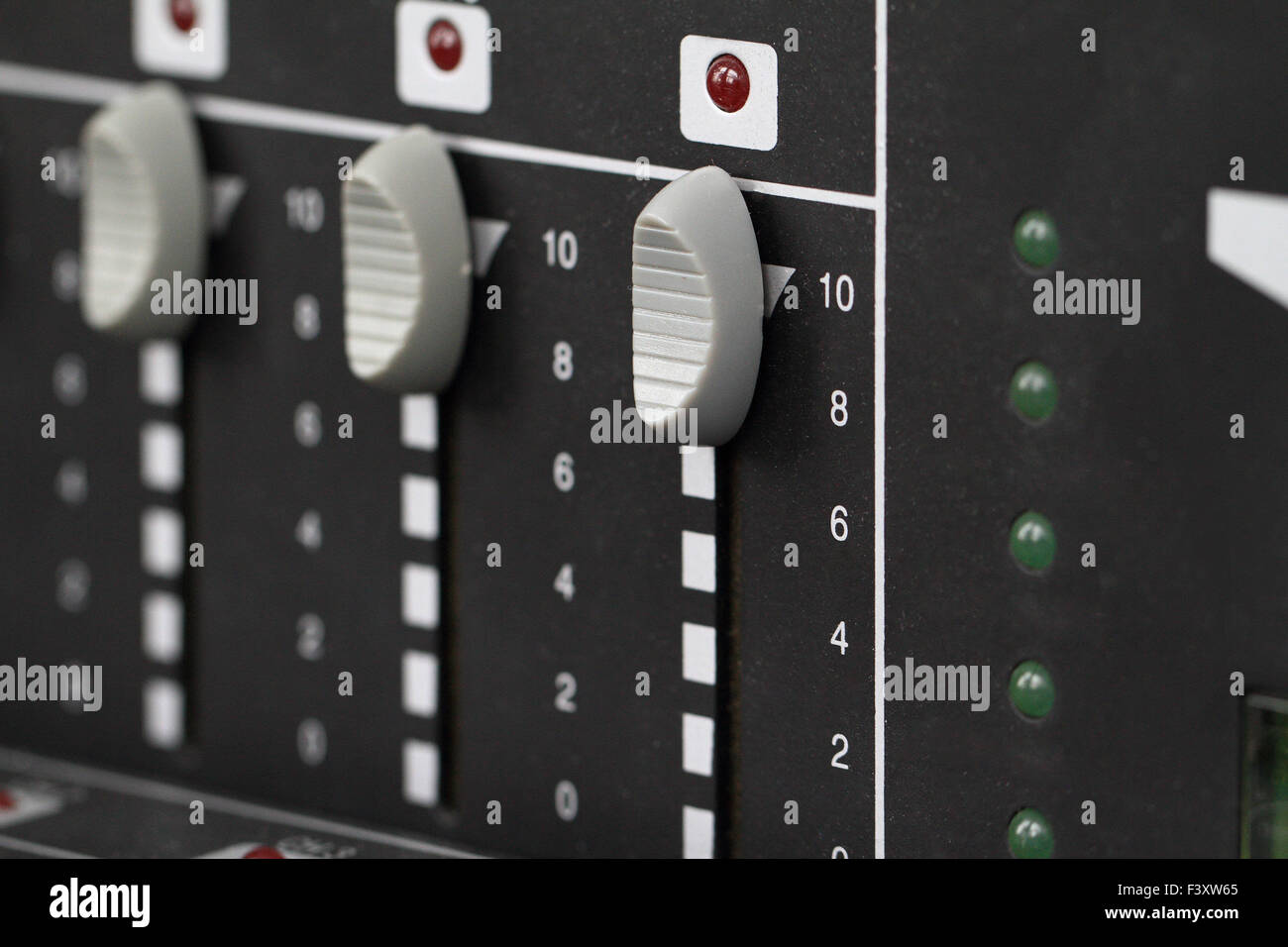 Mixer jack music recording studio hi-res stock photography and images ...