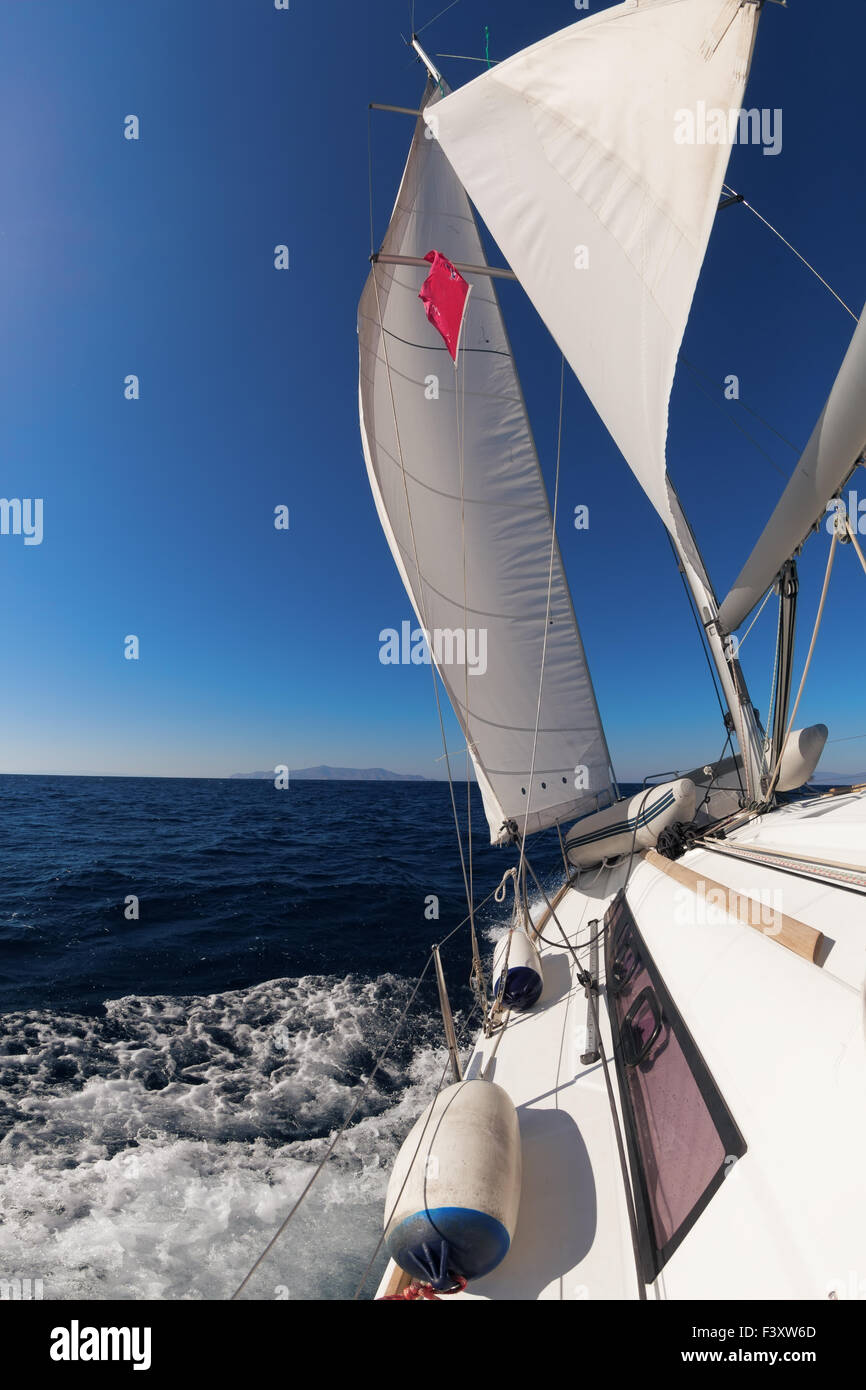 Boat in the sea hi-res stock photography and images - Alamy