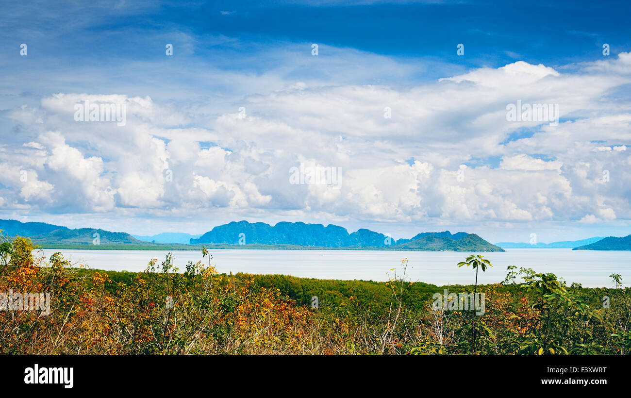Thai seascape hi-res stock photography and images - Alamy