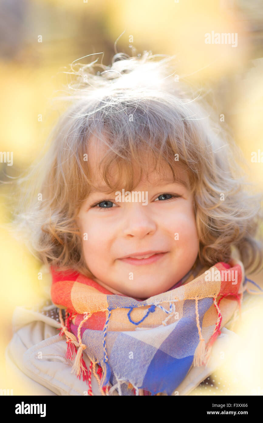 Child in fall hi-res stock photography and images - Alamy